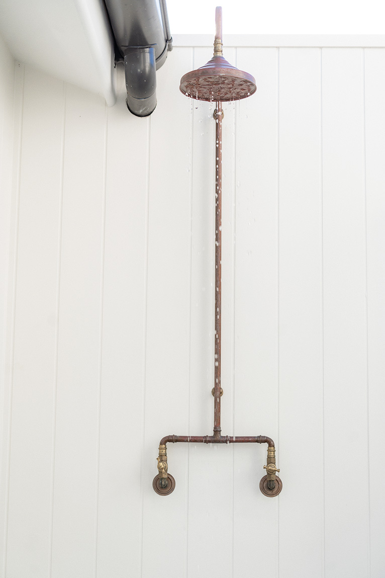 17 Amazing Copper Outdoor Shower Ideas | Making HOME