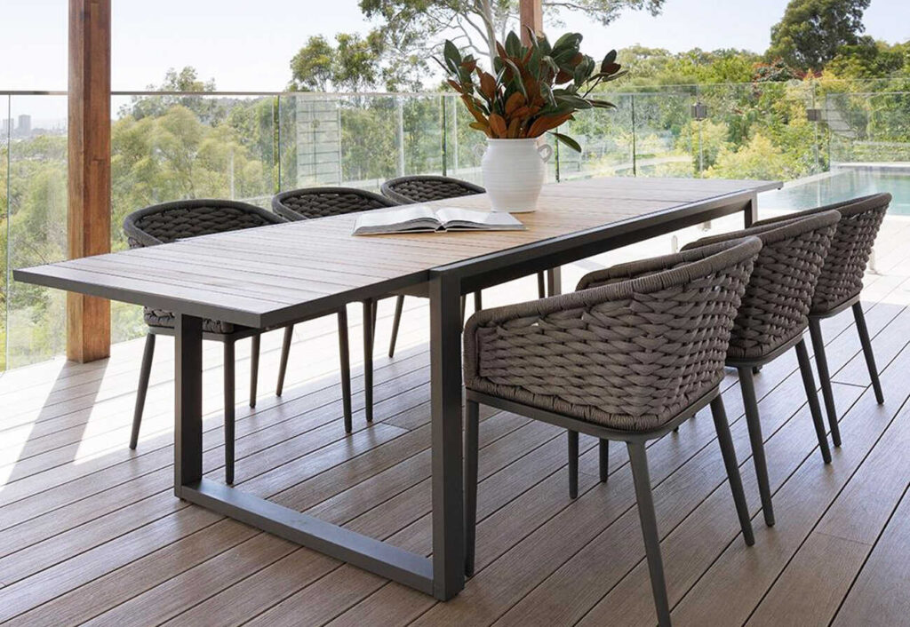 11 Best Extendable Outdoor Tables For Dining | Making Home