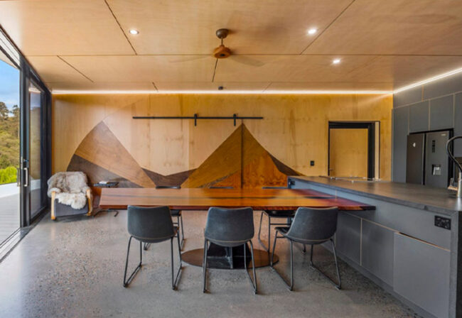 The Amazing 'Earth House' With A Mowable Roof - Making HOME